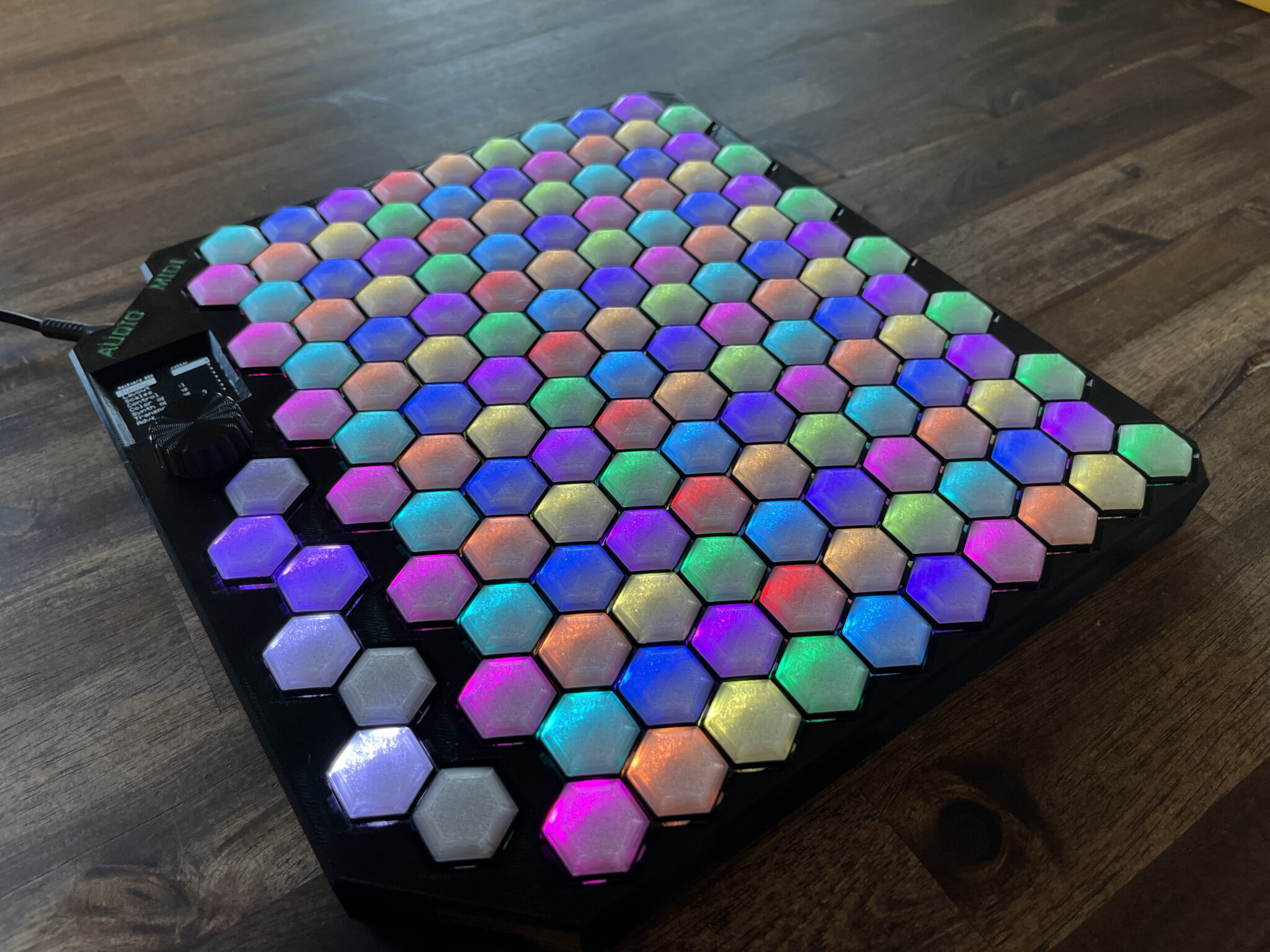 HexBoard MIDI controller strikes a chord with RP2040 - Raspberry Pi