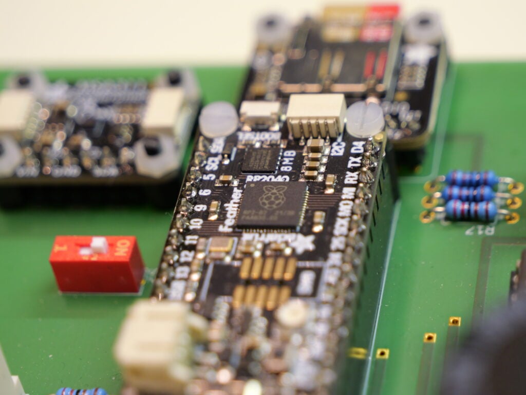 Harnessing RP2040 for microgravity research in zero-g parabolic flight - Raspberry Pi