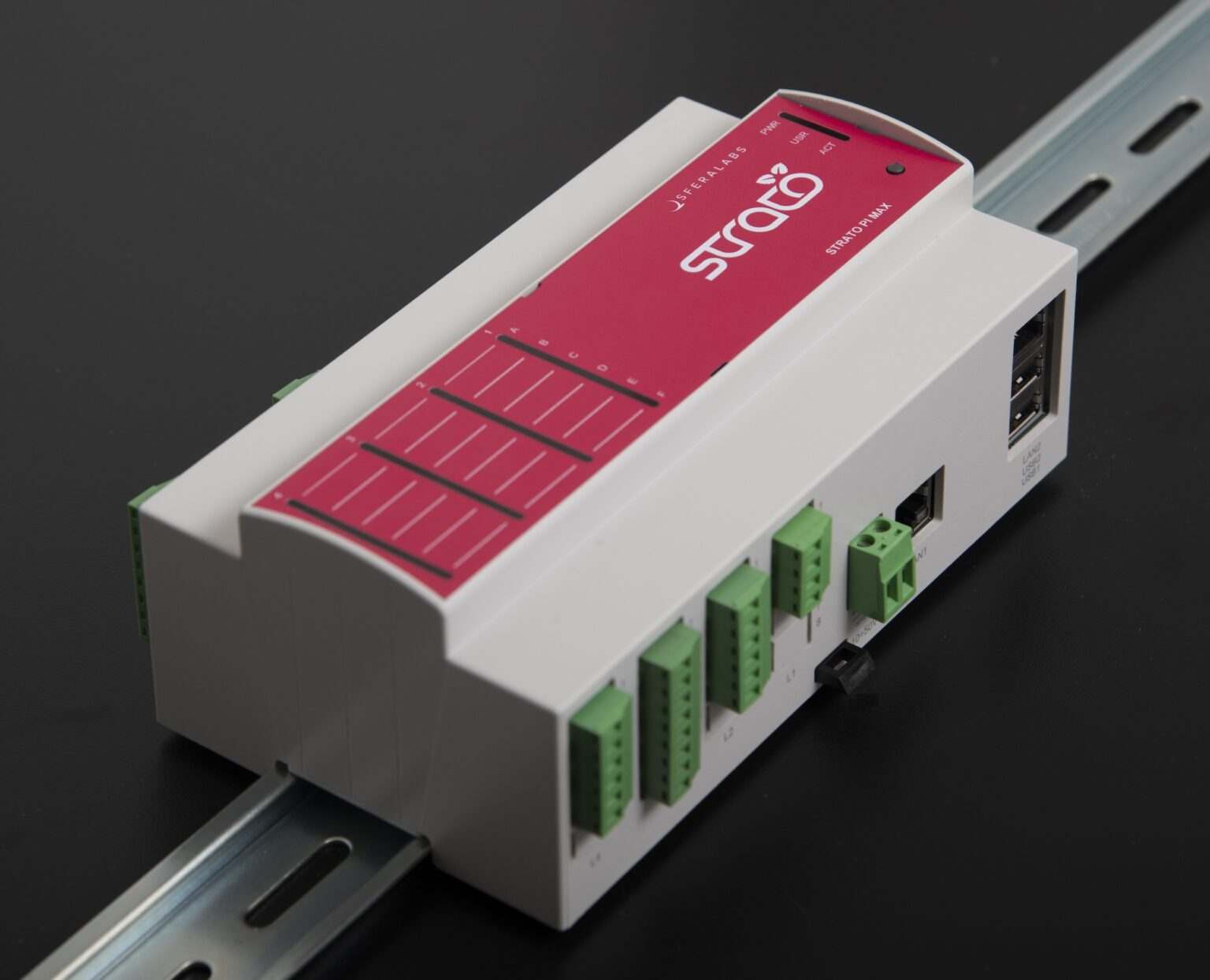 Sfera Labs industrial controllers - Raspberry Pi