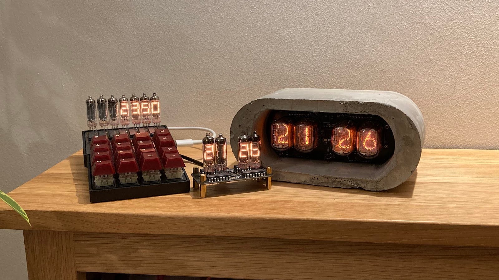 Numitrons, Nixies, and numeric displays - Raspberry Pi