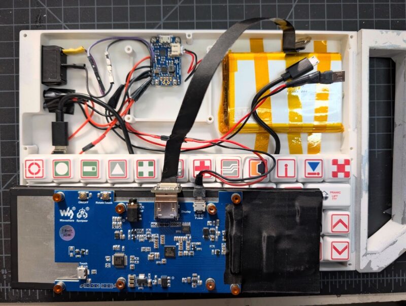Ydtechnologious: Typeframe PS-85 cyberdeck