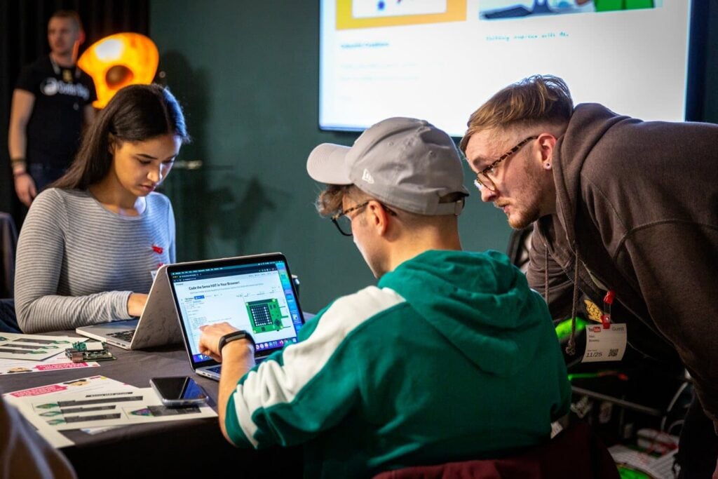 Maker Monday: A summer of Raspberry Pi community events - Raspberry Pi