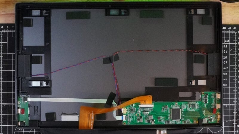 How to build a super-slim smart mirror - Raspberry Pi